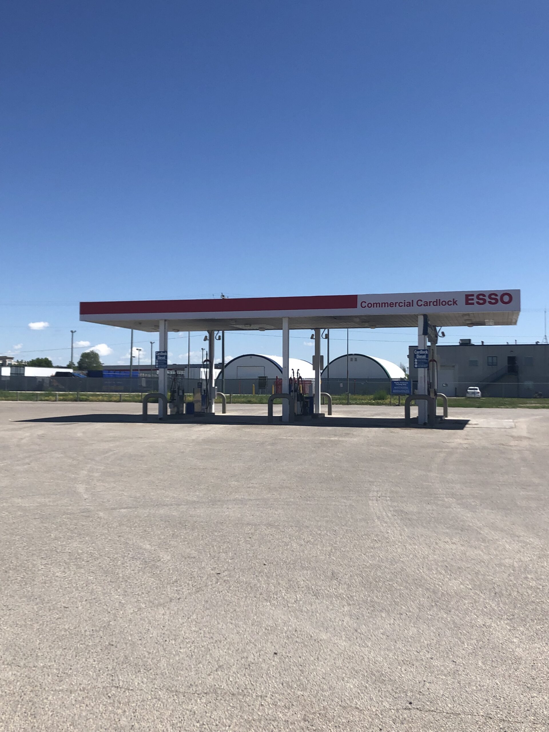 Esso CardLock - Tuxedo Business Centre - Terracon Development